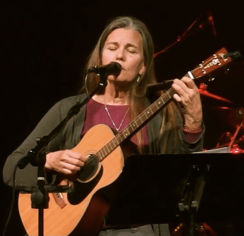 Nancy Bagley – Music in the key of happy!